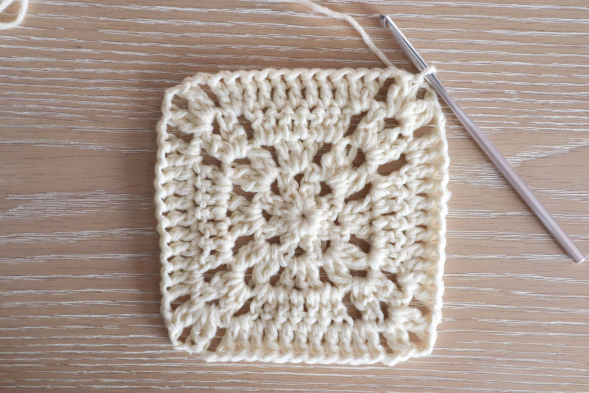 Farmhouse Granny Square - grannysquarefair.com